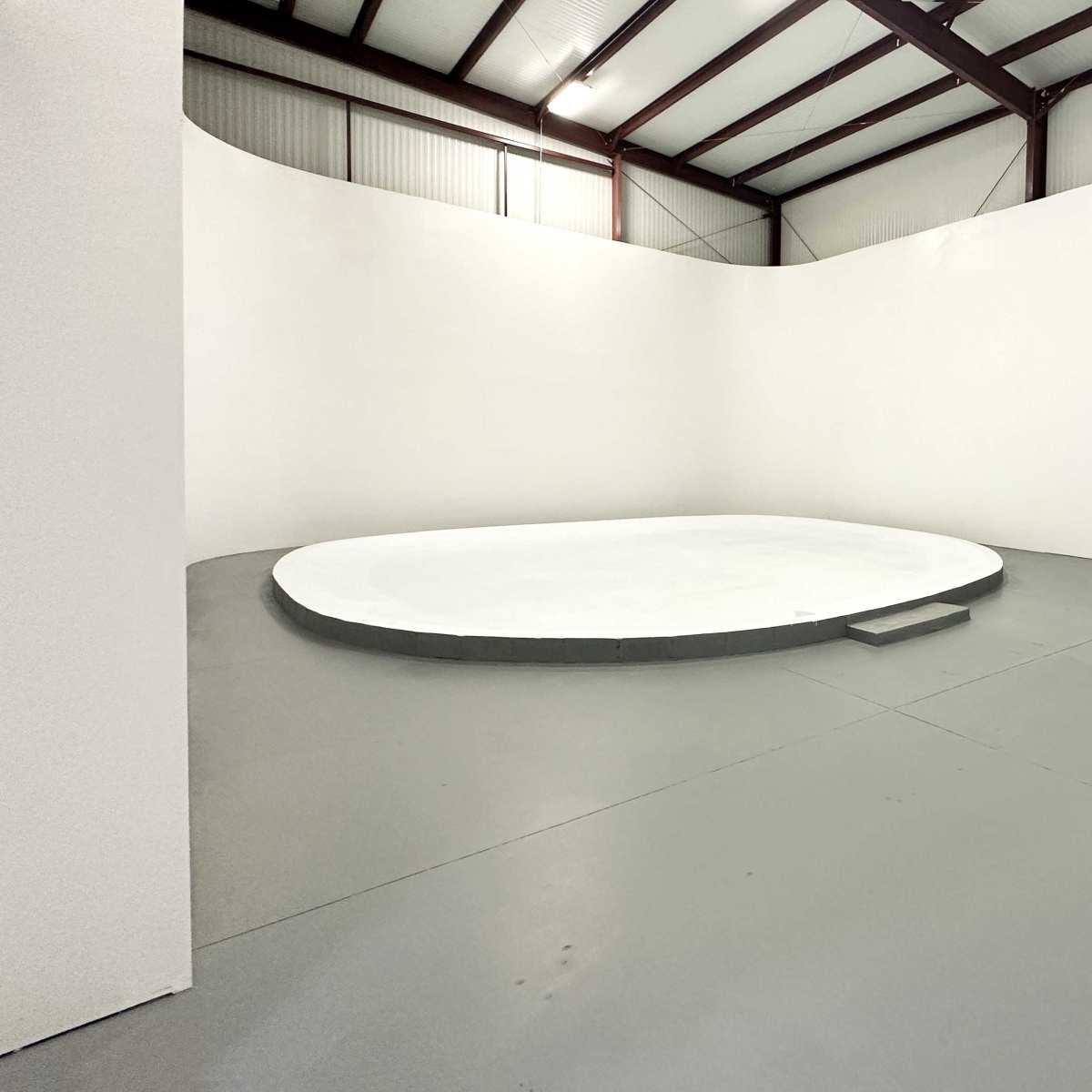 2300 sq. ft. cyclorama with water option, Atlanta, GA | Production ...