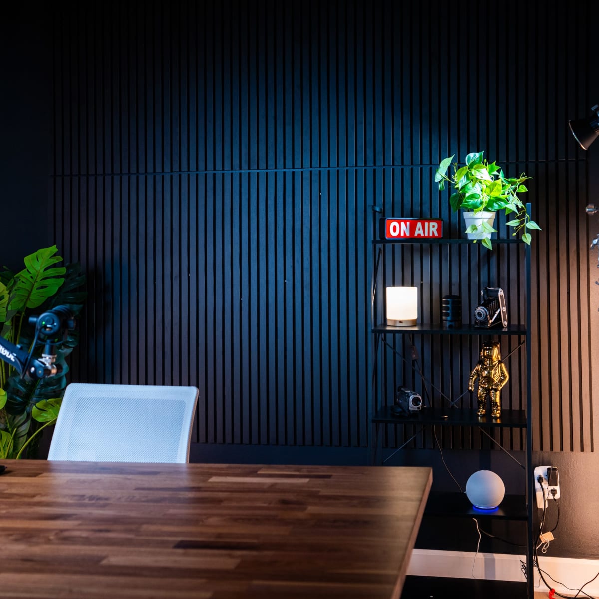 Intimate Podcast Studio in Prime Location - Fully Equipped and ...