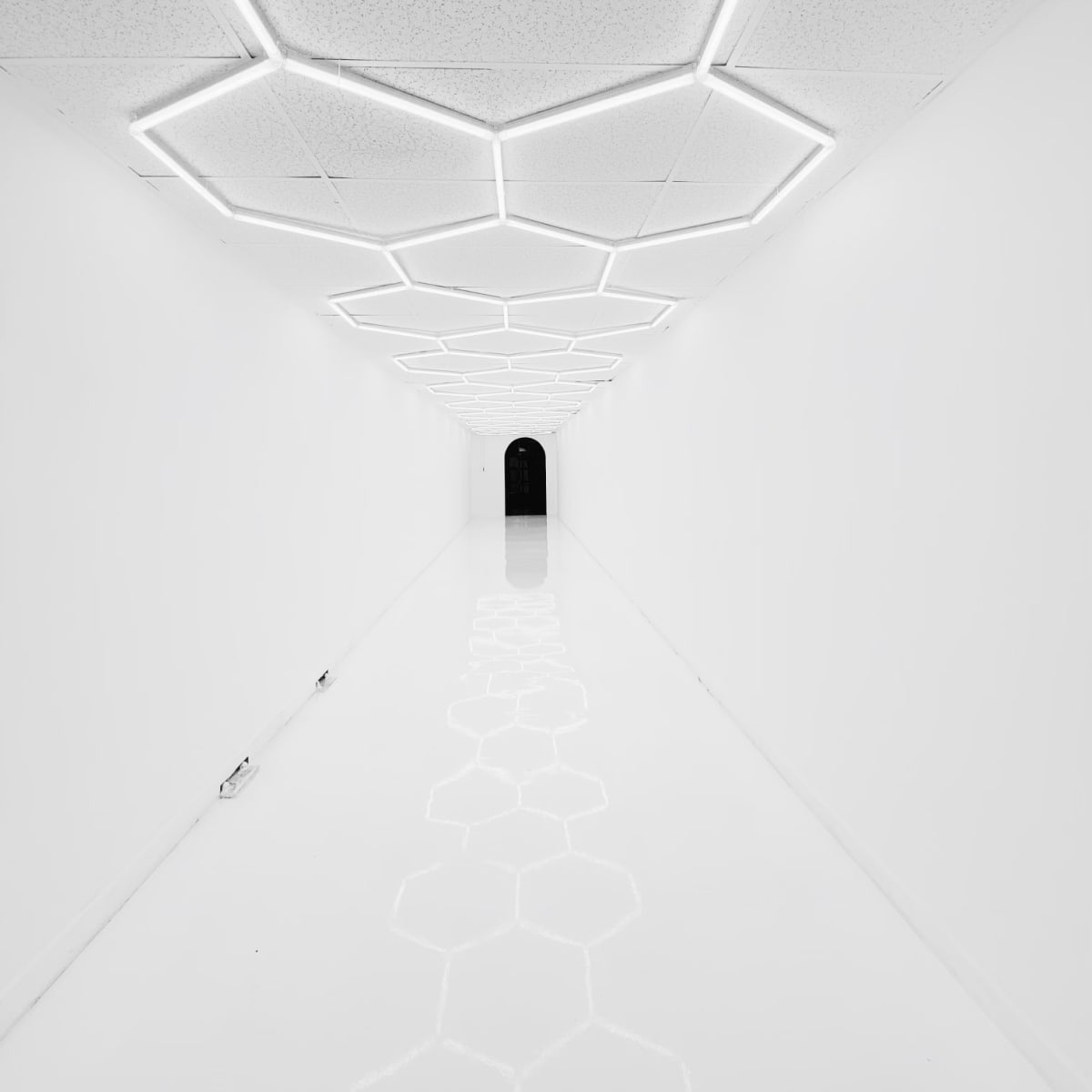55ft Ice White Hallway, Dallas, TX | Production | Peerspace