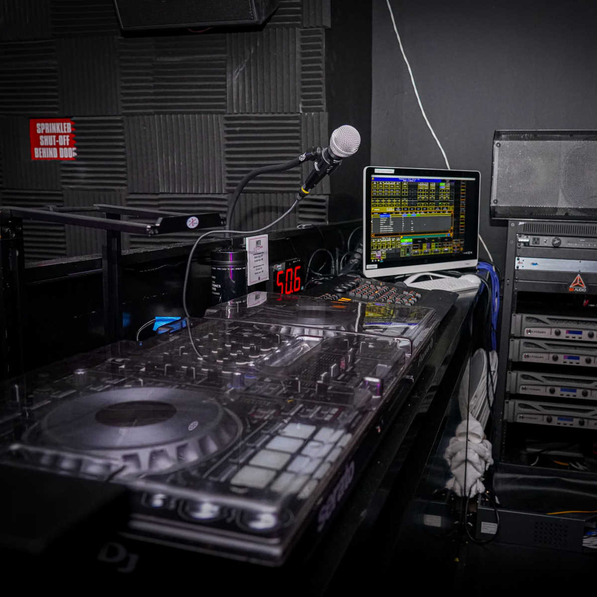 Large Midtown Dance Studio with Full DJ Setup, New York, NY ...