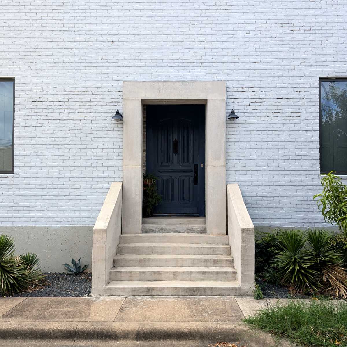 Photo Studio In Design District Artist Loft Warehouse, Dallas, TX ...