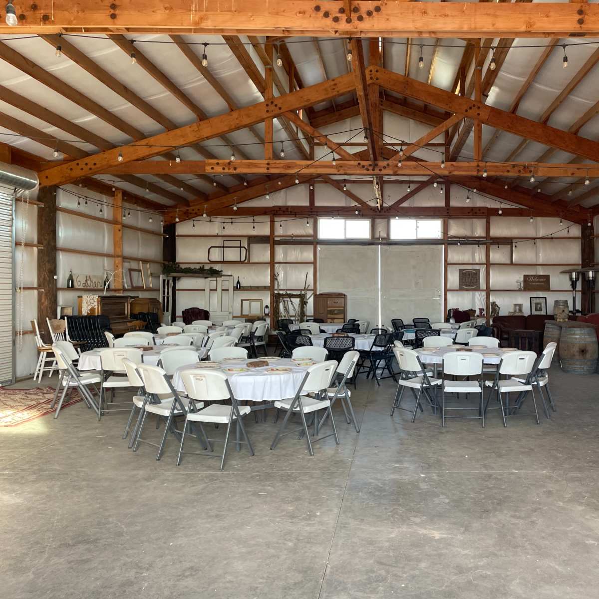Spacious Barn Perfect for Meetings, Madera, CA | Off-Site | Peerspace