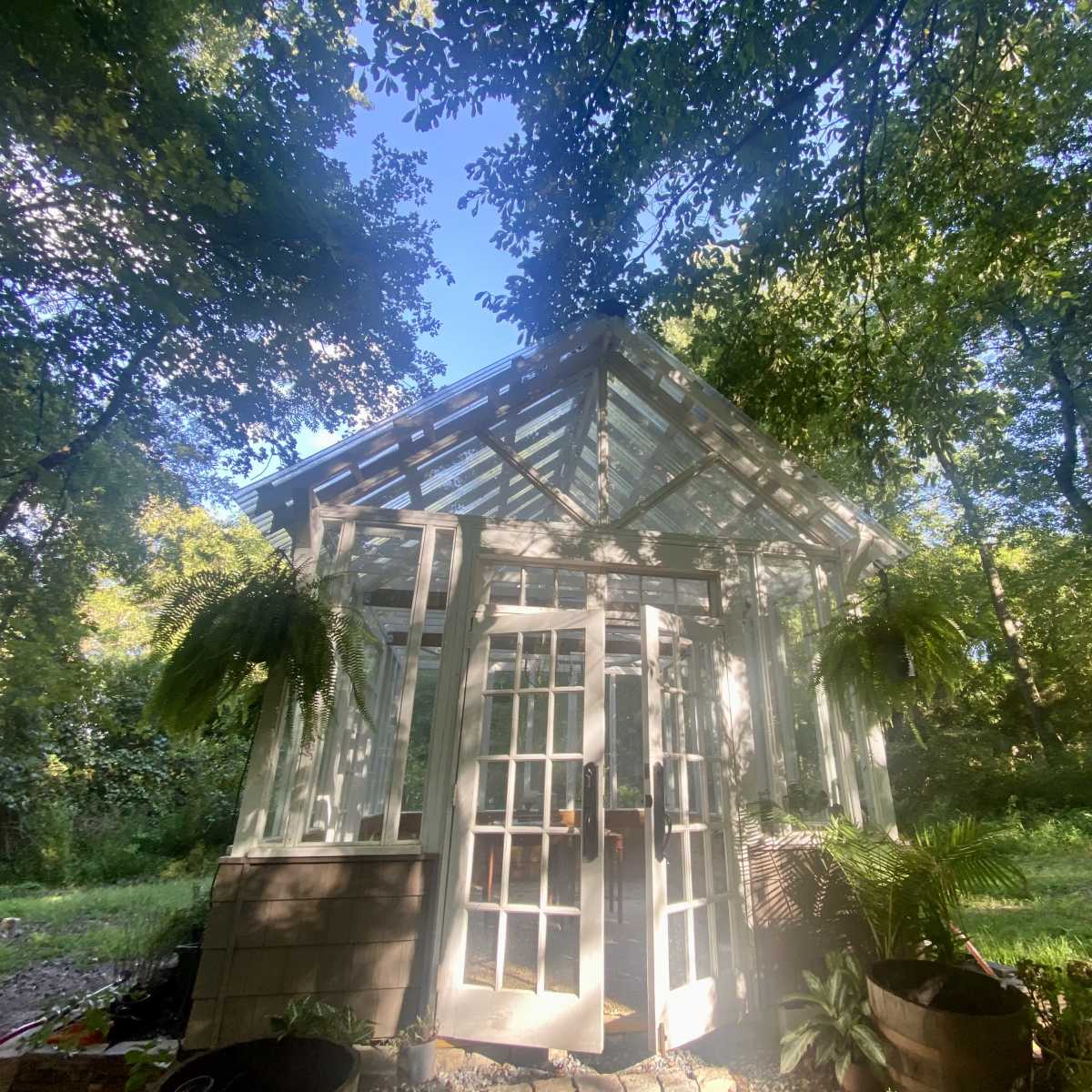 BOHO Hidden Forest Greenhouse and Creek, Midlothian, VA | Event | Peerspace