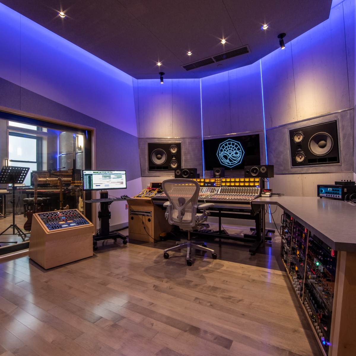 Lower East Side Studio with Beautiful Interior Design, New York, NY ...