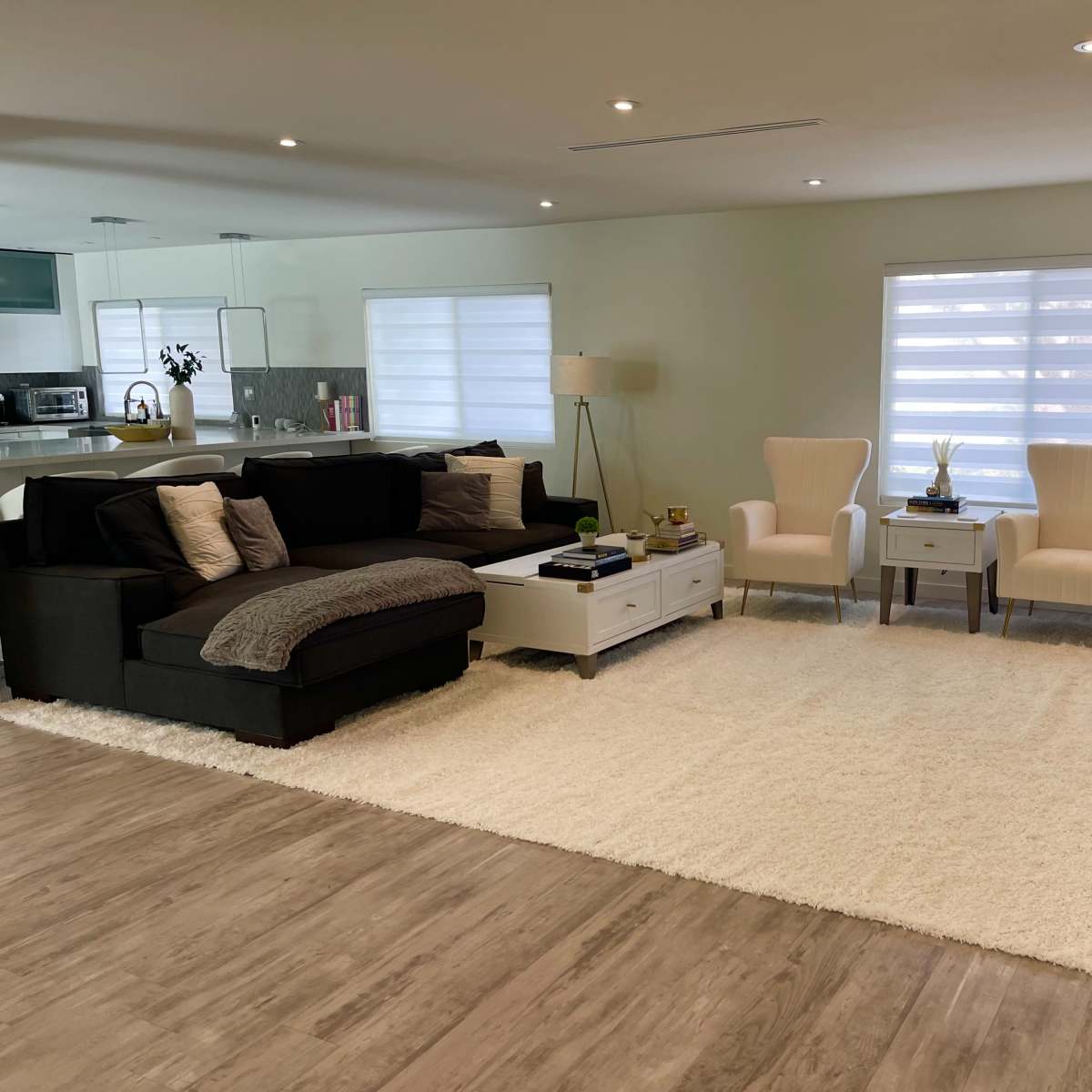 Stunning Modern Oasis in the Heart of West Hills Los Angeles, West ...