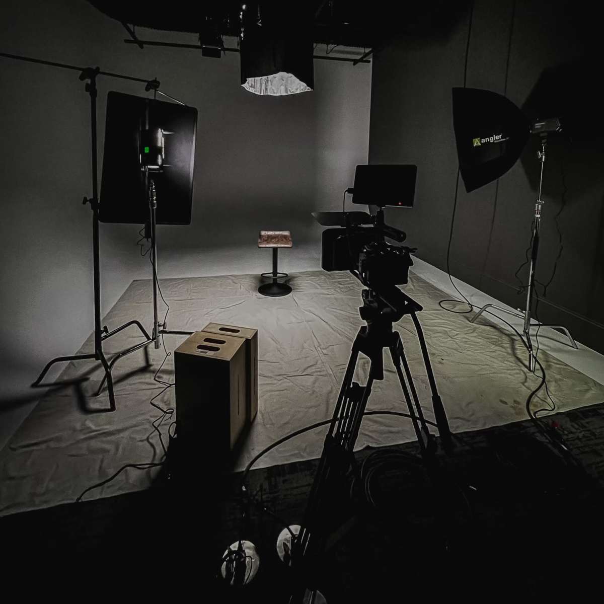 Modern 2 Wall White Cyc Studio/ Soundstage, Houston, TX | Production ...