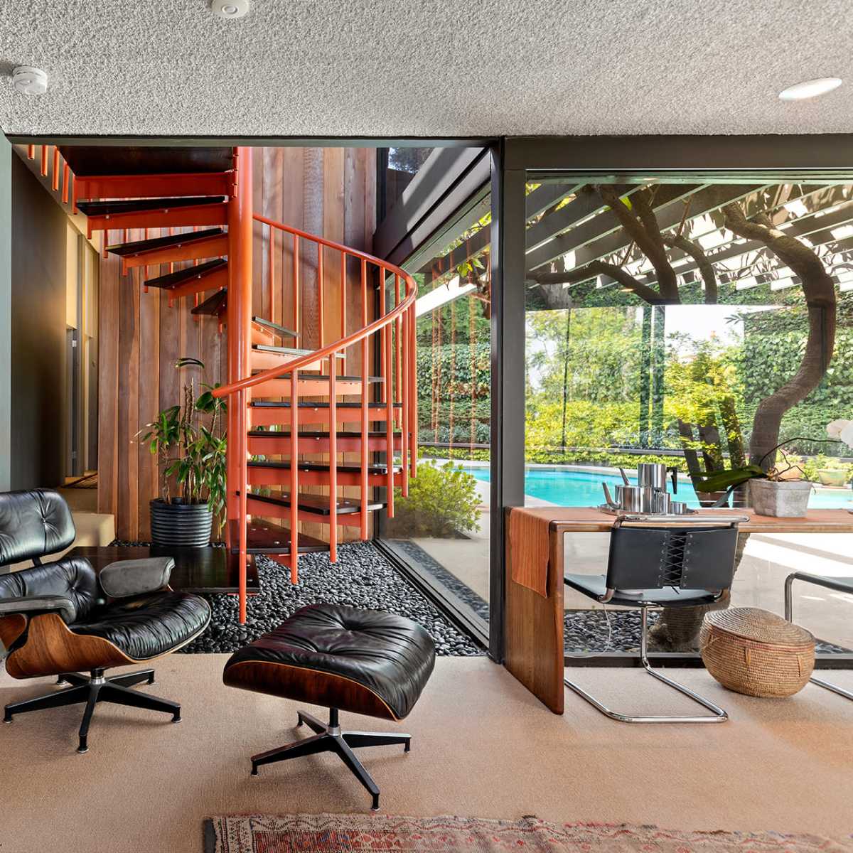 Mid-Century Modern Ray Kappe-Designed Barsha House with Open Floor Plan ...