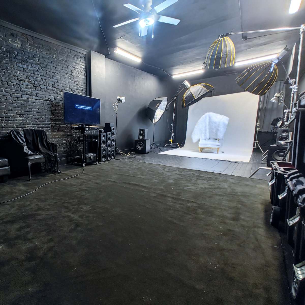 Center City BLACK BOX Studio, Philadelphia, PA | Production | Peerspace