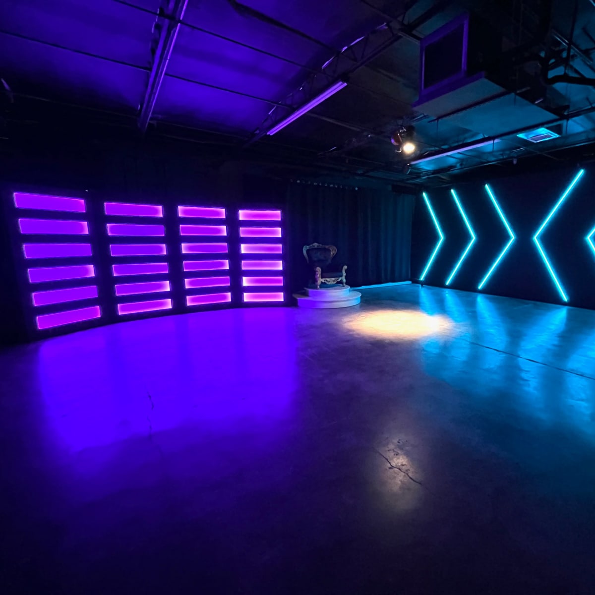 Studio Event Space with 20+ pre-built photo sets & backdrops, Houston, TX | Event | Peerspace