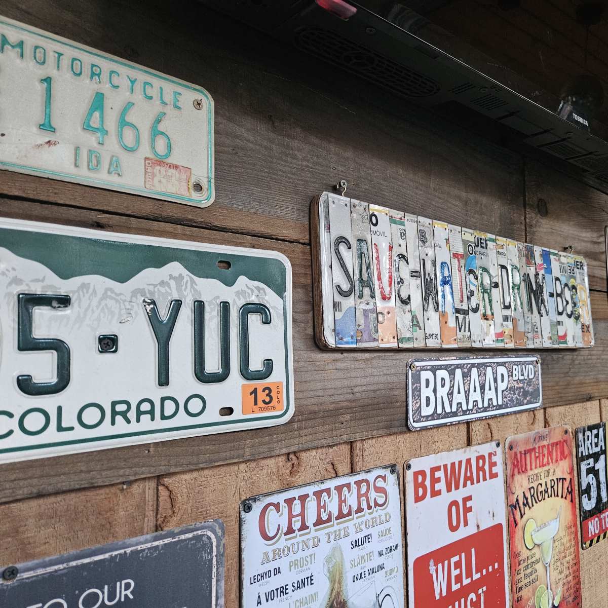 Rustic Dive Bar with Hot Tub in North End Boise, Boise, ID | Event ...