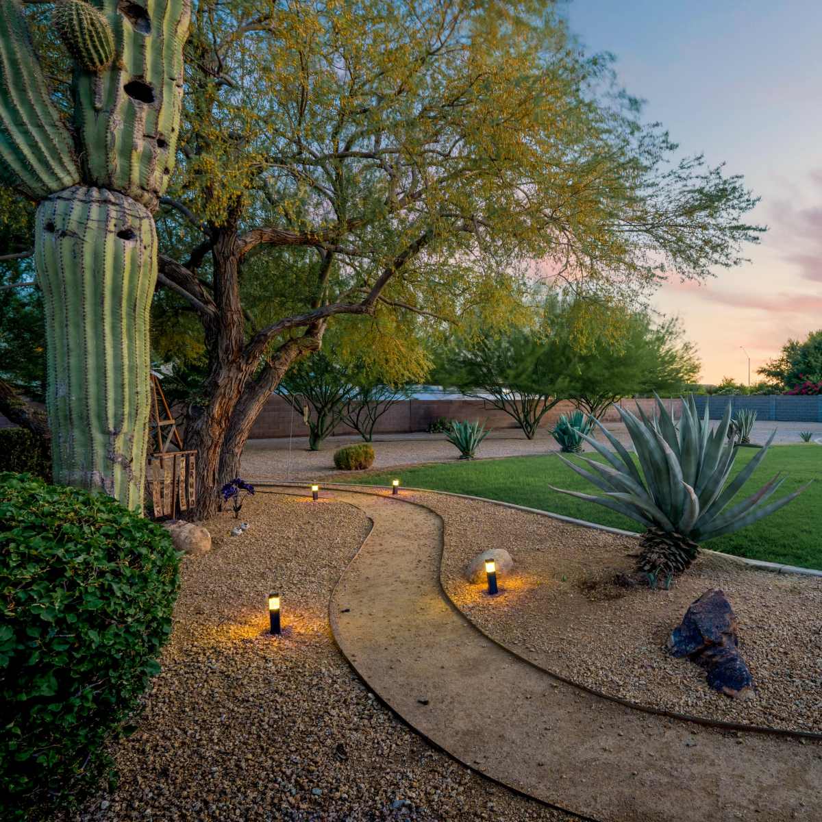 An intimate, luxurious outdoor setting to accommodate your special ...