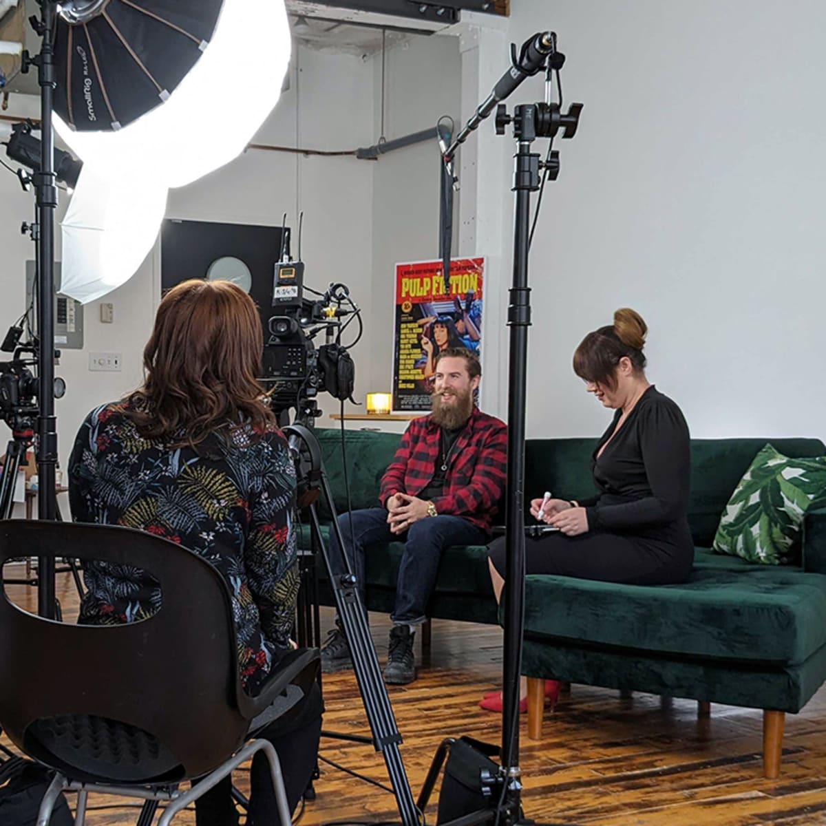 Raw & Refined High-Ceiling Studio with Vintage Vibes, Toronto | Event ...