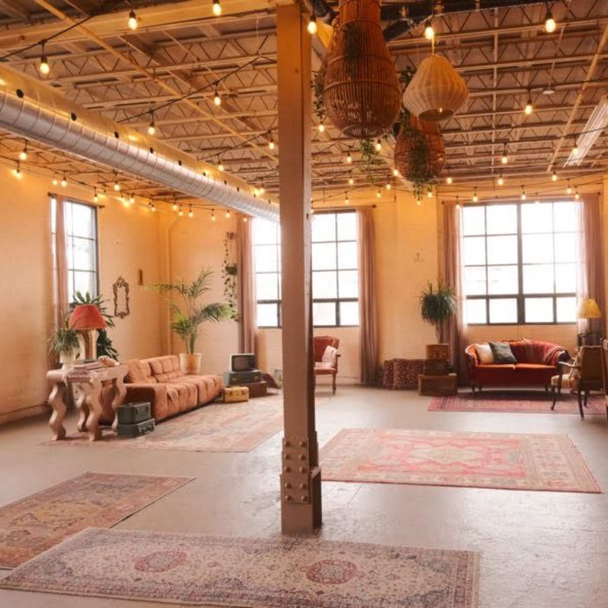 Junto Studio | Cozy Industrial Loft Studio and Event Space, Toronto ...