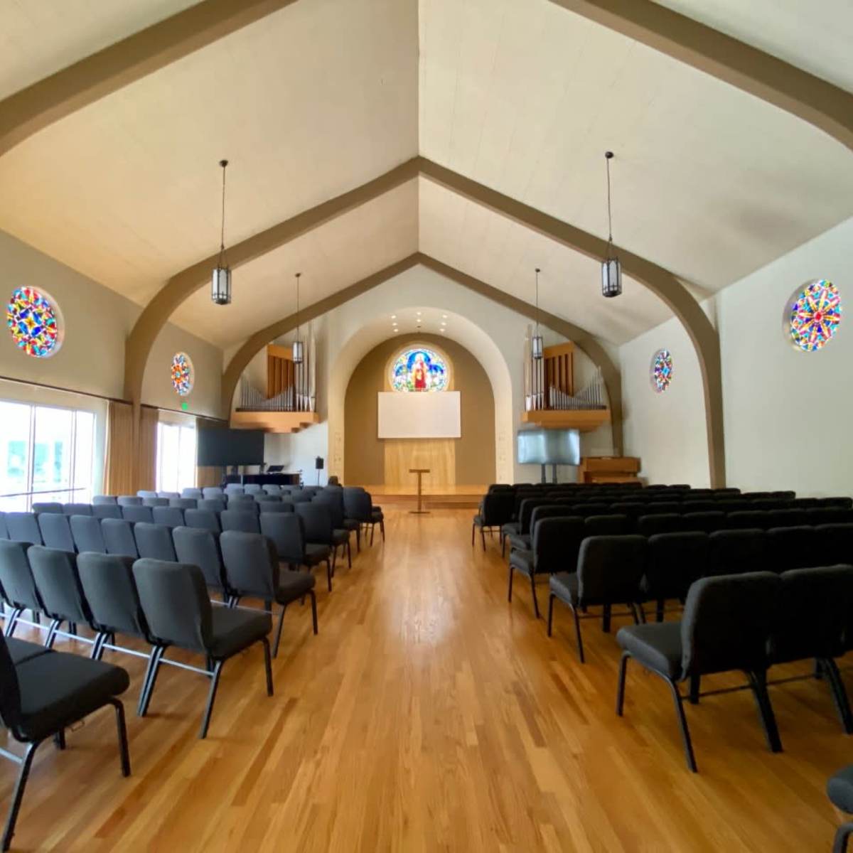 Bright, Elegant Chapel with easy Parking, Glendale, CA | Production ...