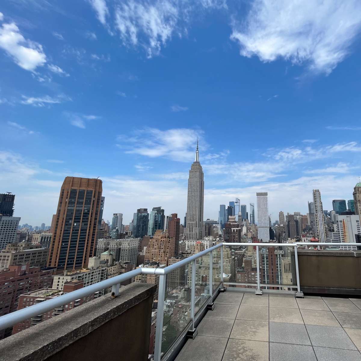 Midtown Rooftop: 360° panoramic NYC Skyline Views, New York, NY ...