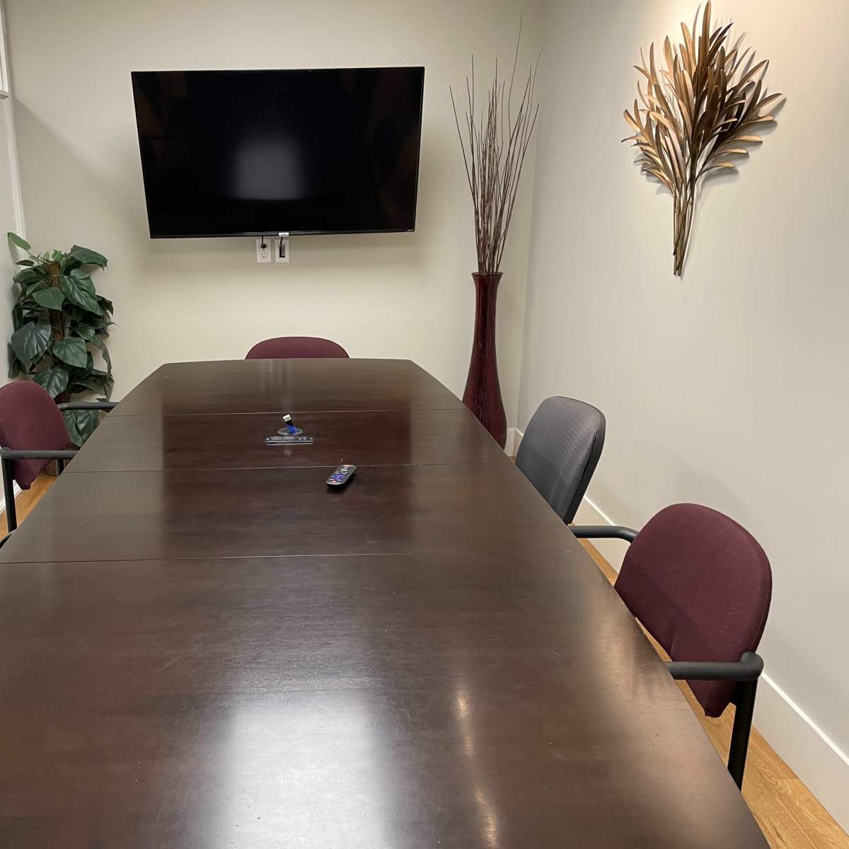 Bow Ridge - Boardroom, Cochrane | Off-Site | Peerspace
