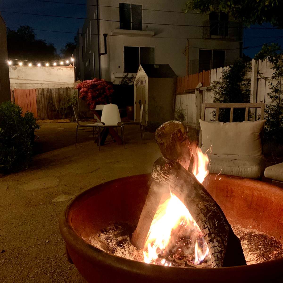 ***Adorable & Charming Spanish Fire Pit & Lounge in Central Mid City ...