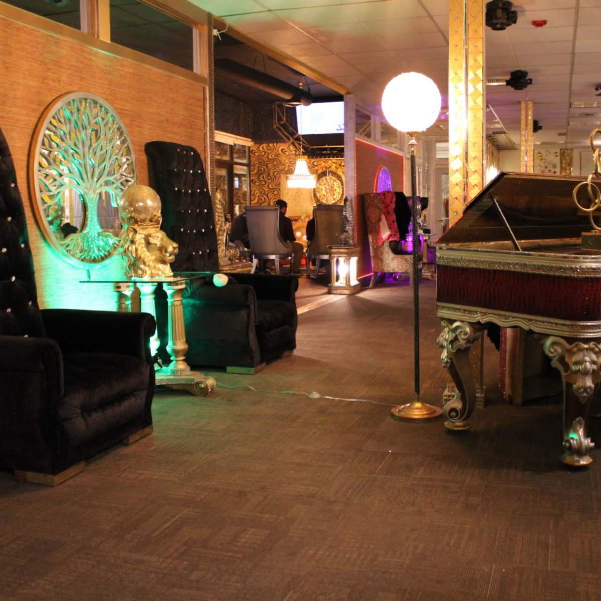 Seattle Sky Palace :Rooftop Venue Where Millionaire Dreams and ...