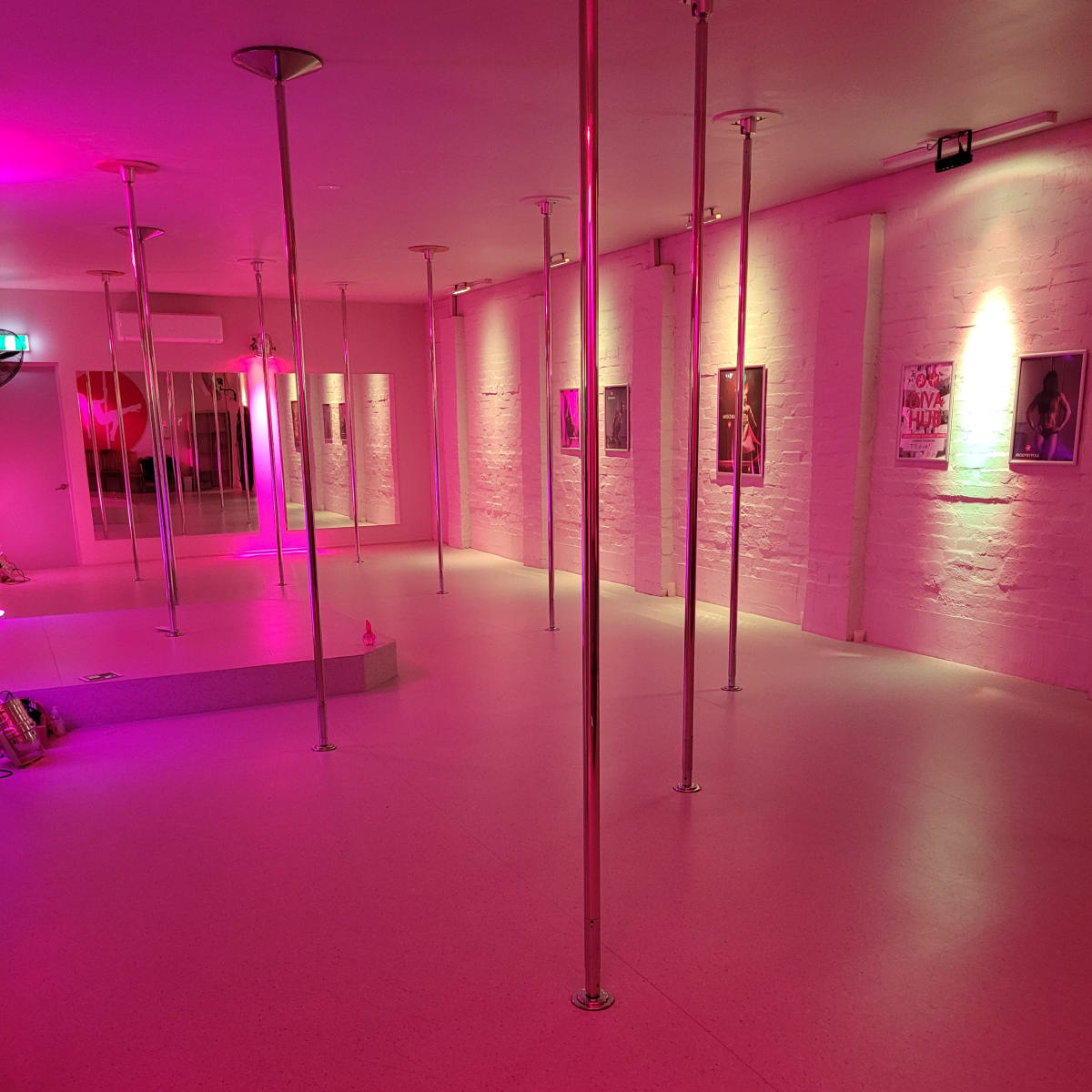 Pole Studio in Moonee Ponds with Lighting Included, Moonee Ponds ...