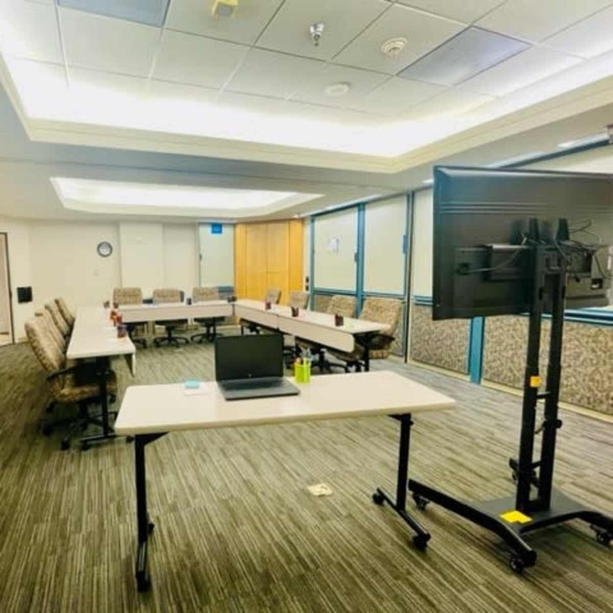 ROOM 209 - Professional Meeting Room and Conference Space located in ...