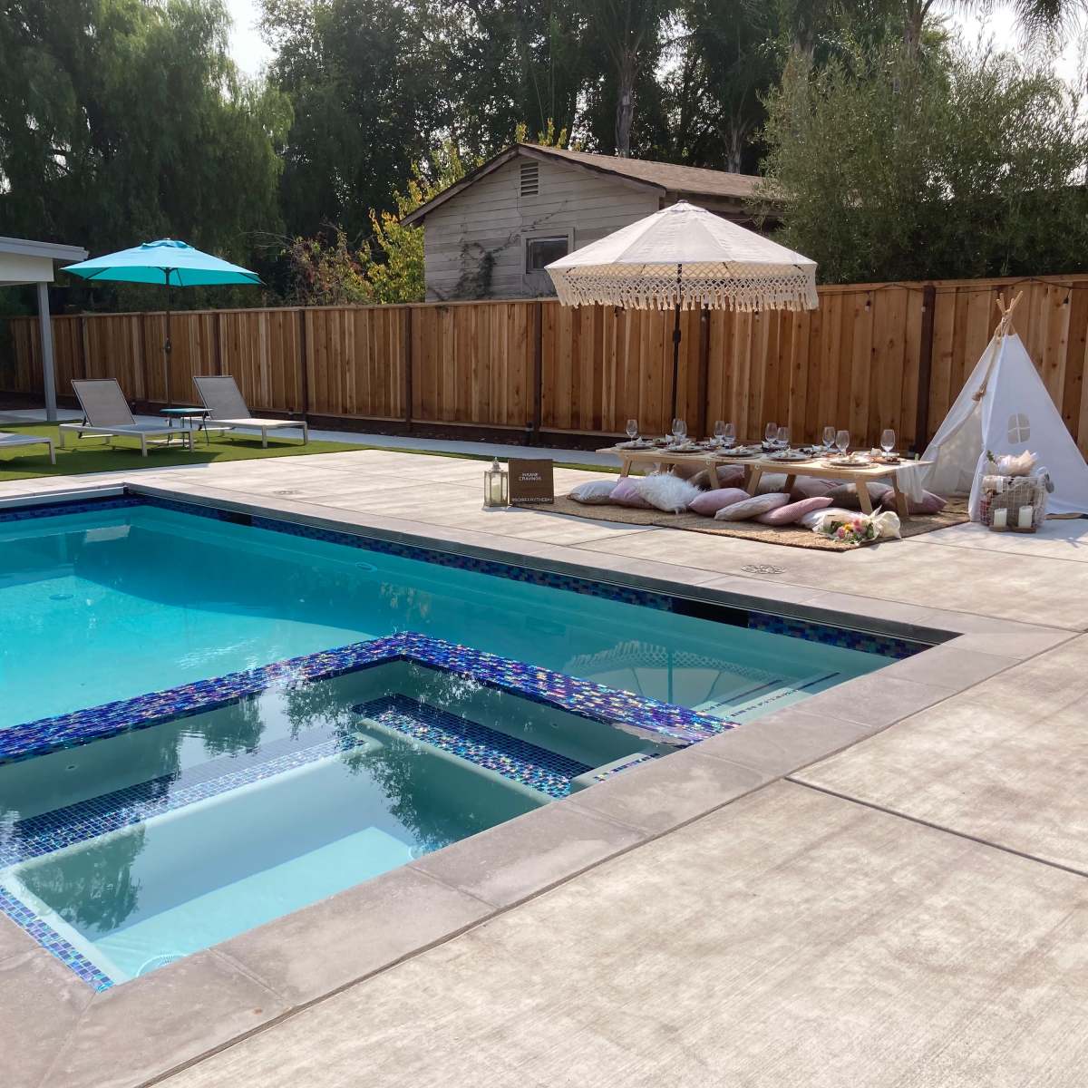 Spacious, Modern Outdoor Entertaining Space with Saltwater Pool, Hot ...