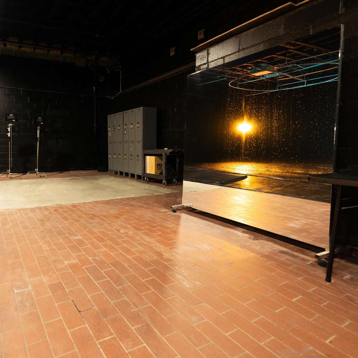 Rainroom. Car Photo Studio for rent with a large black cyclorama wall ...