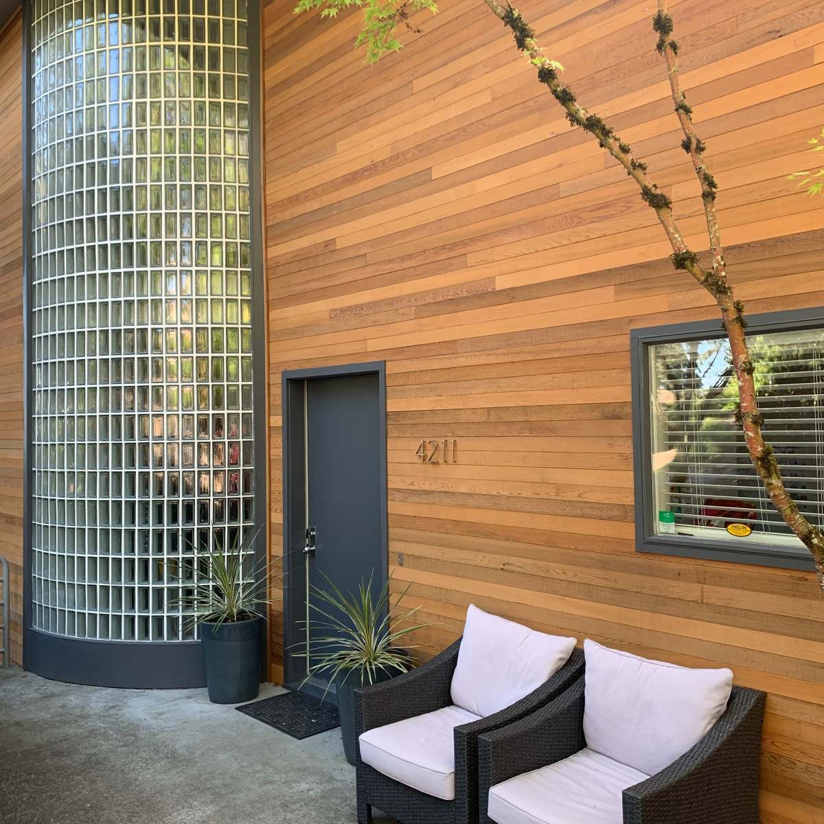 Light, Spacious Modern Bohemian Home, Backs Onto Forest, Portland, OR ...