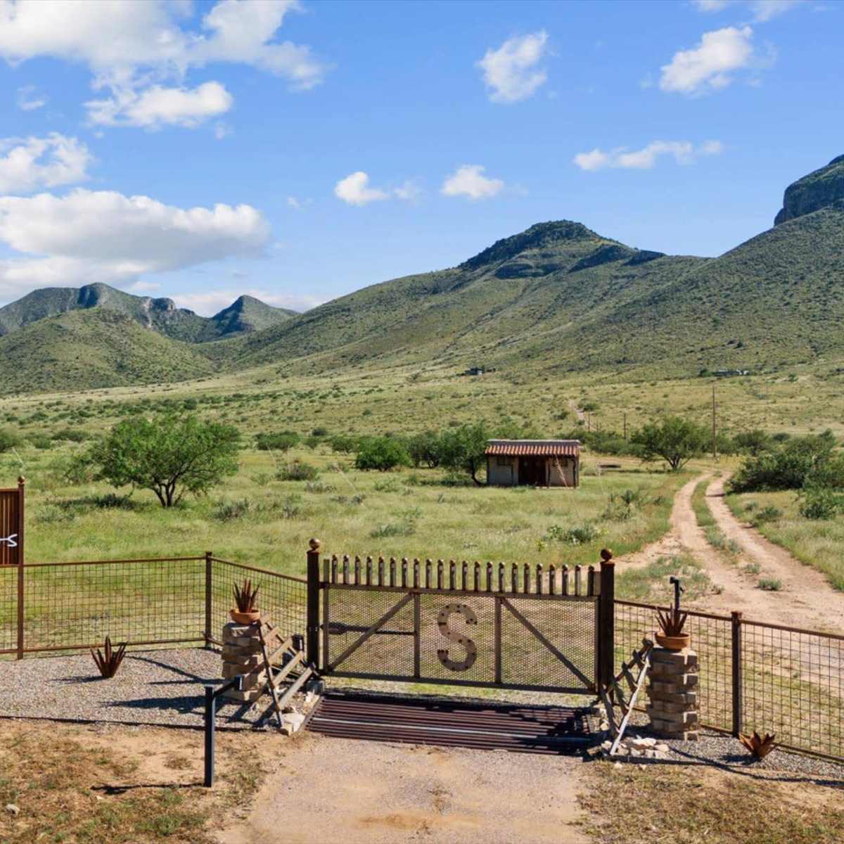 Los Sueños Ranch, elgin, AZ | Production | Peerspace