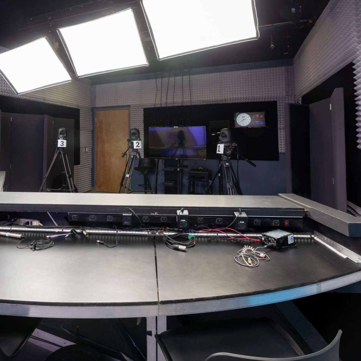 News Room Studio with On-Site Support!, St Petersburg, FL | Production ...