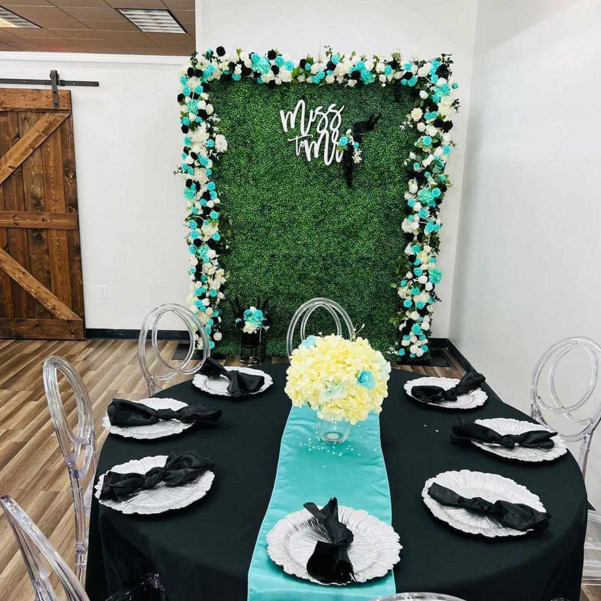 Sitting Pretty Event Studio | Metro Detroit intimate Event Venue with ...