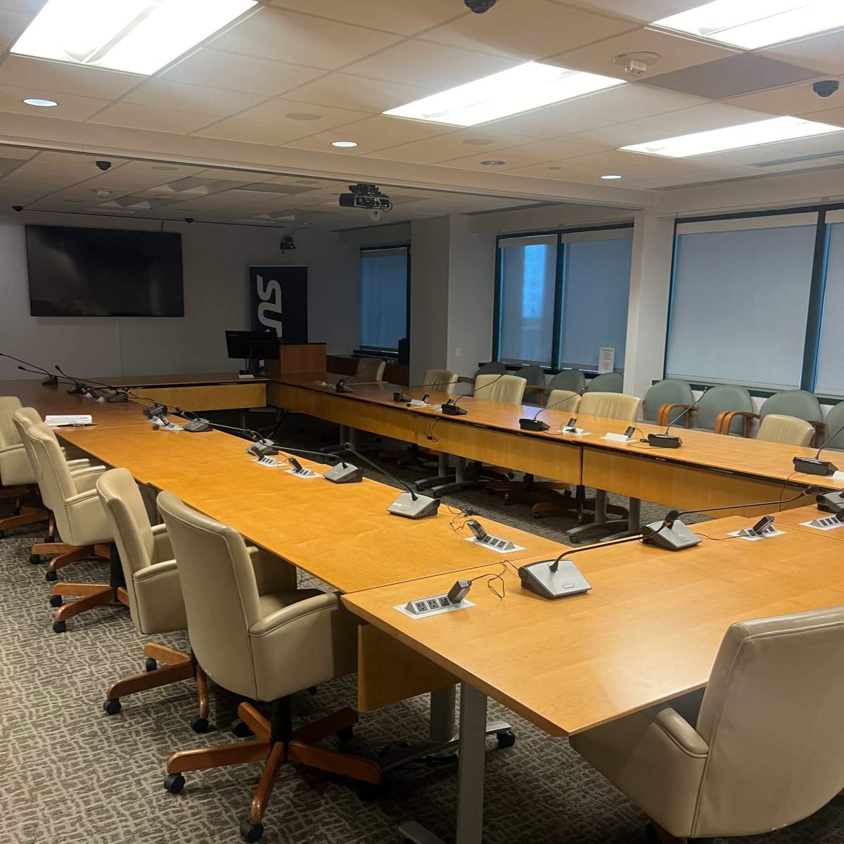 Downtown Conference room with kitchen and small private room connected ...