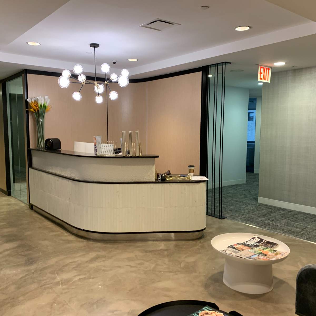 Meeting Room D-Wall Street-Meeting Room B for 14, Amazing light and ...