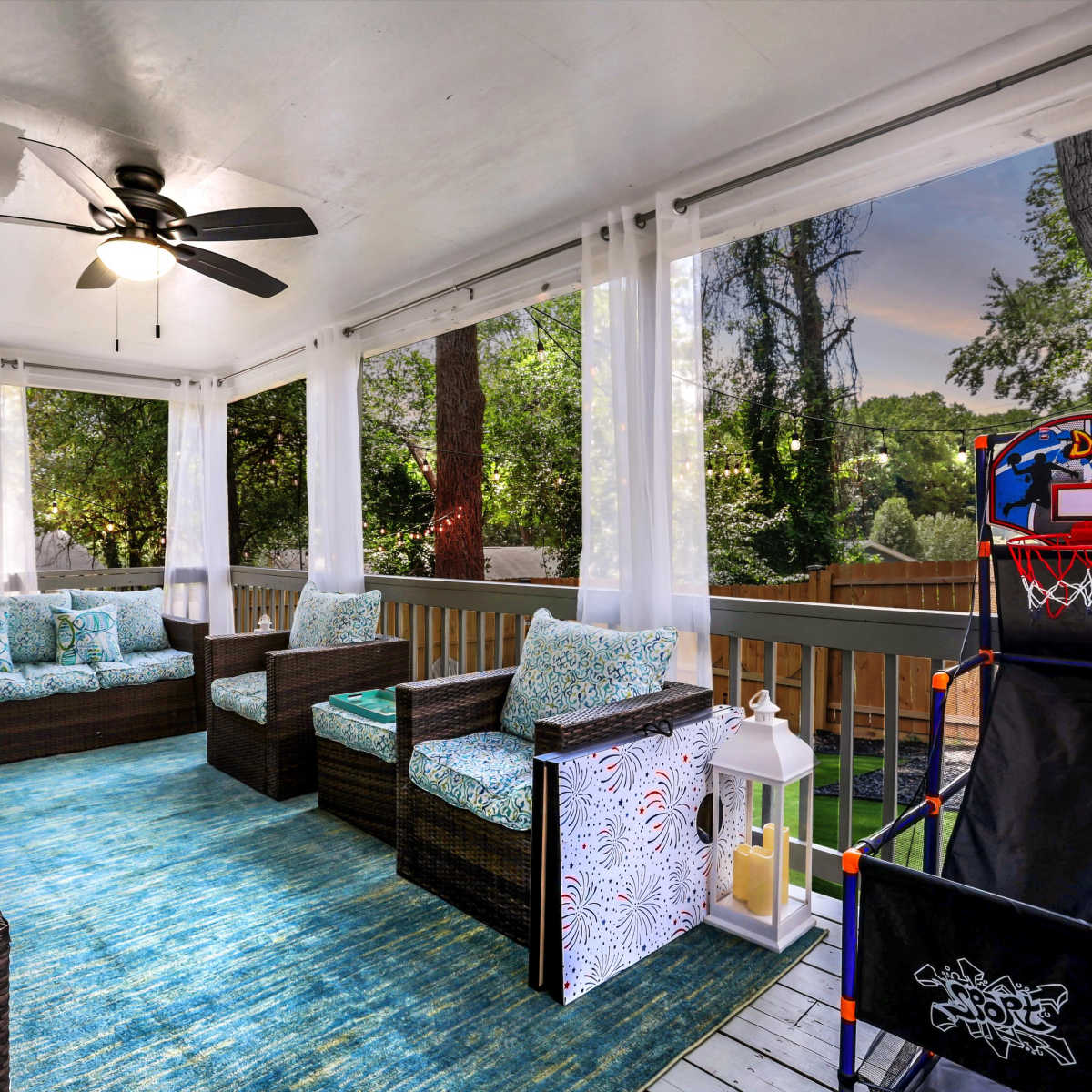 Sunday Rate Special!! Charming Event Space: Ideal for Intimate ...