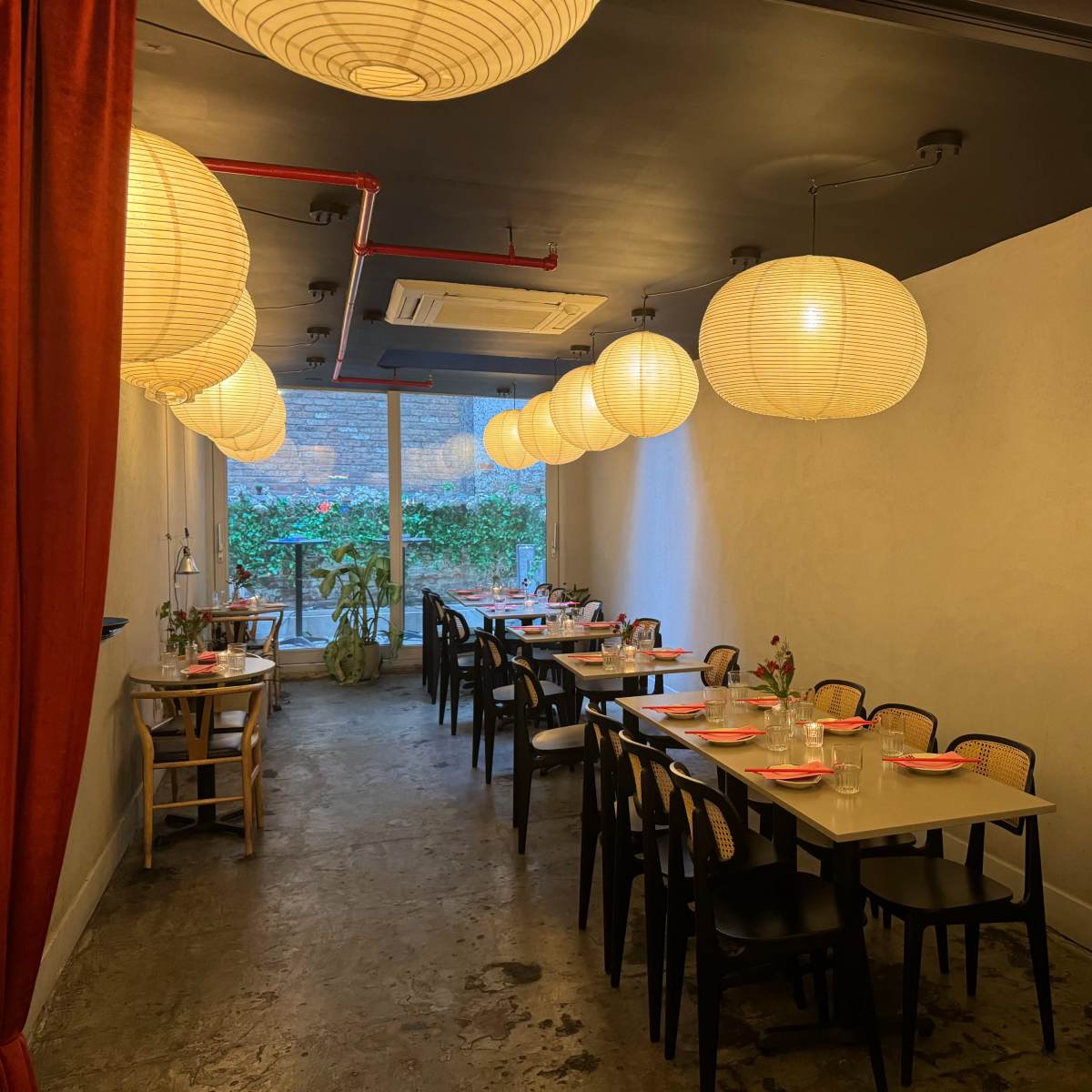 Midtown Bar/Restaurant with a Full Kitchen & Industrial Vibe (MáLà ...