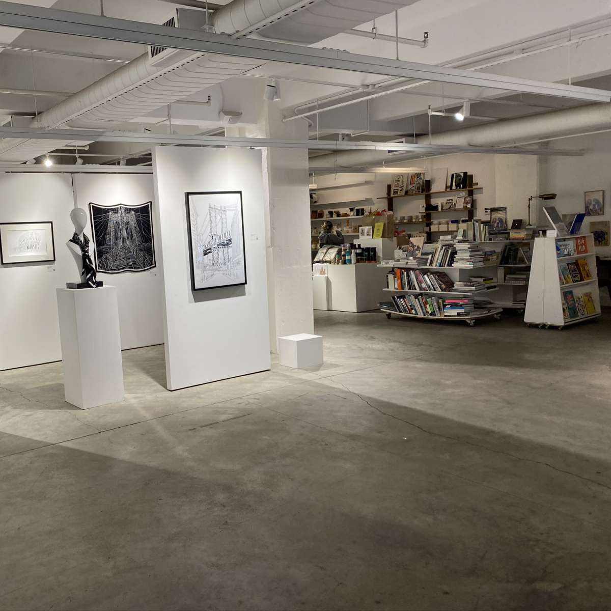 Dumbo, Brooklyn, Art Gallery Space, Pop-up Shop Space, Beneath Bridge ...