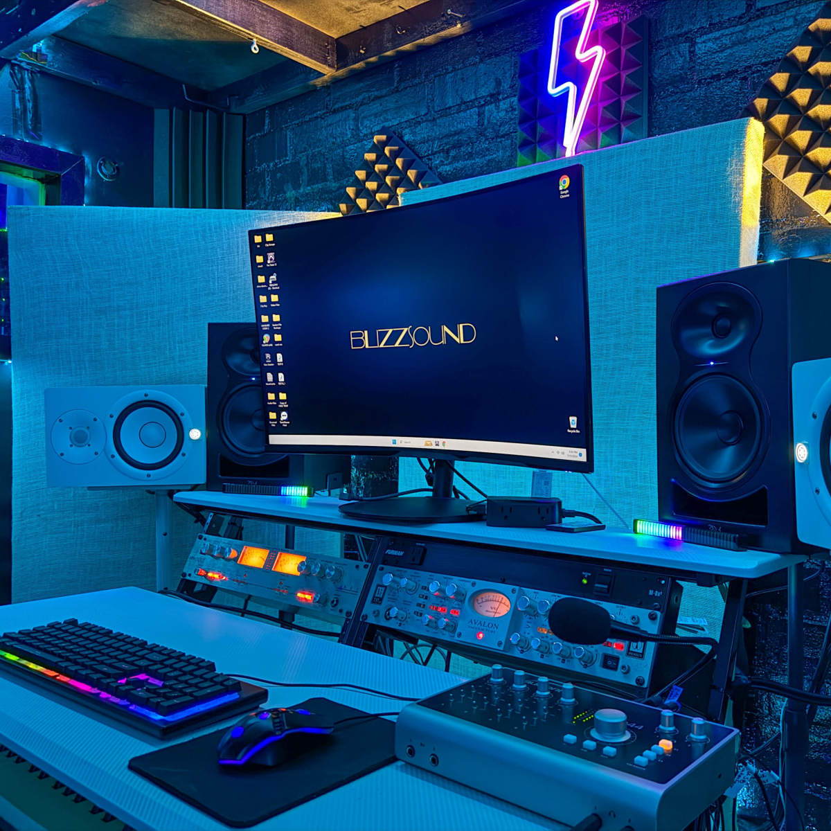 Vibey Recording Studio in North Hollywood(With engineer or without ...