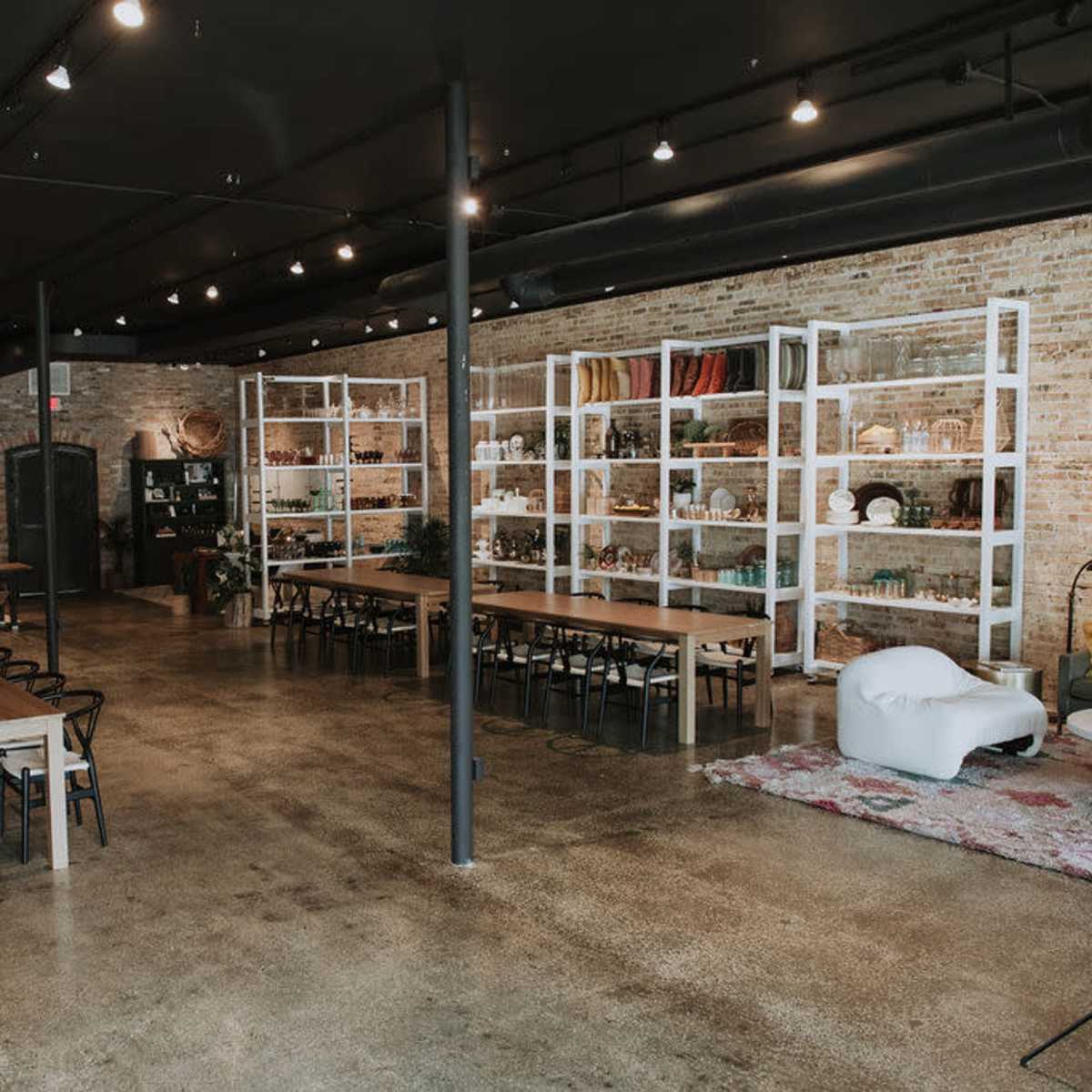 event stylist's production studio and showroom, Highland park, IL ...