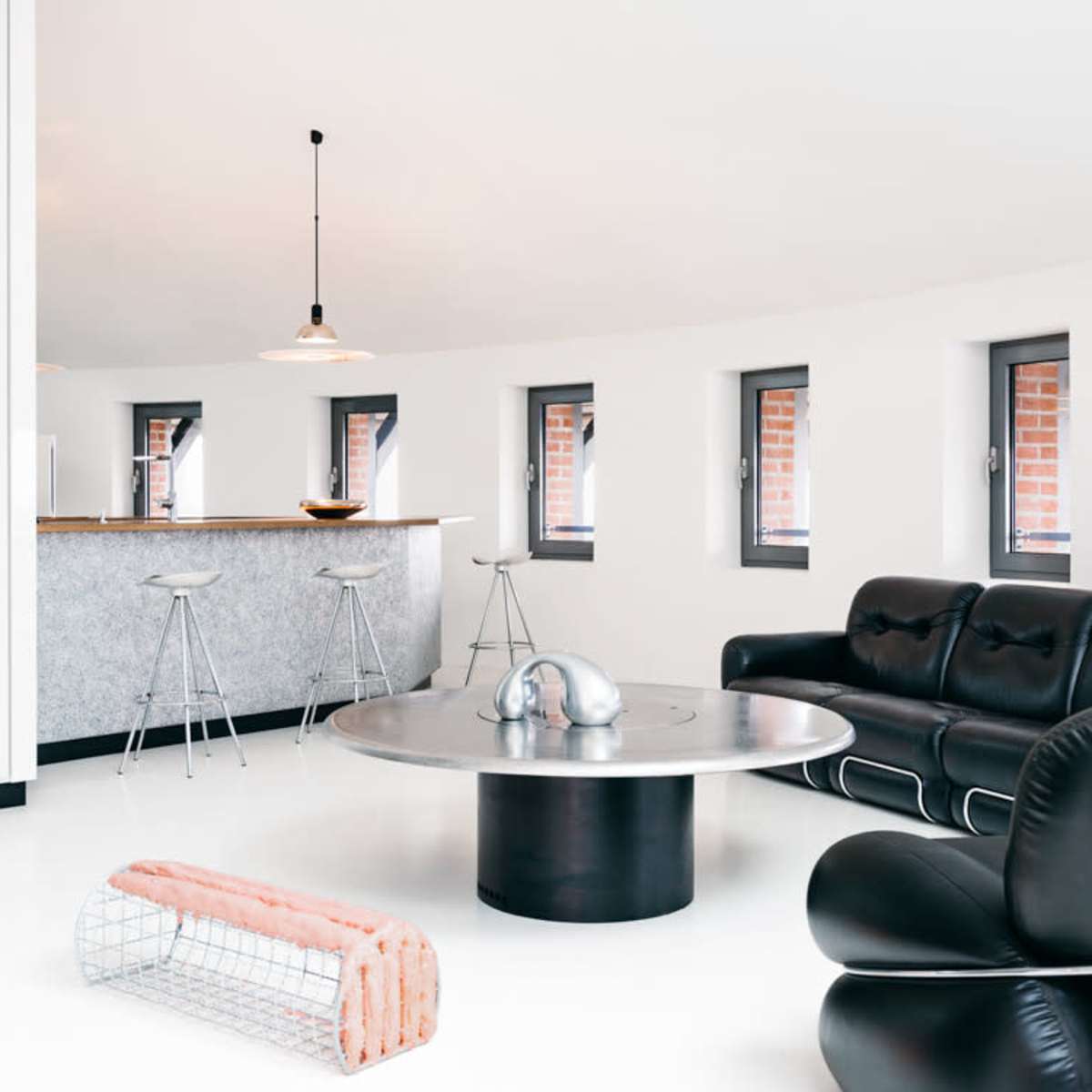 Cosmic Chic Penthouse mit Blick auf die Skyline, Berlin | Event | Peerspace