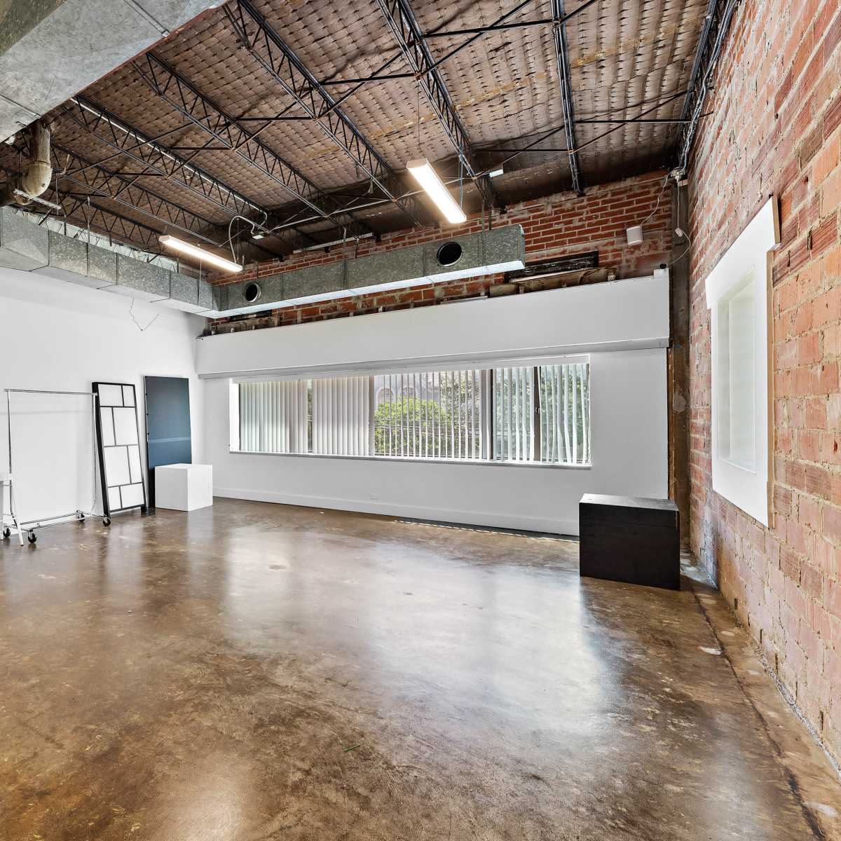 Studio 1306 | Natural light Studio Loft in the Museum District, Houston ...