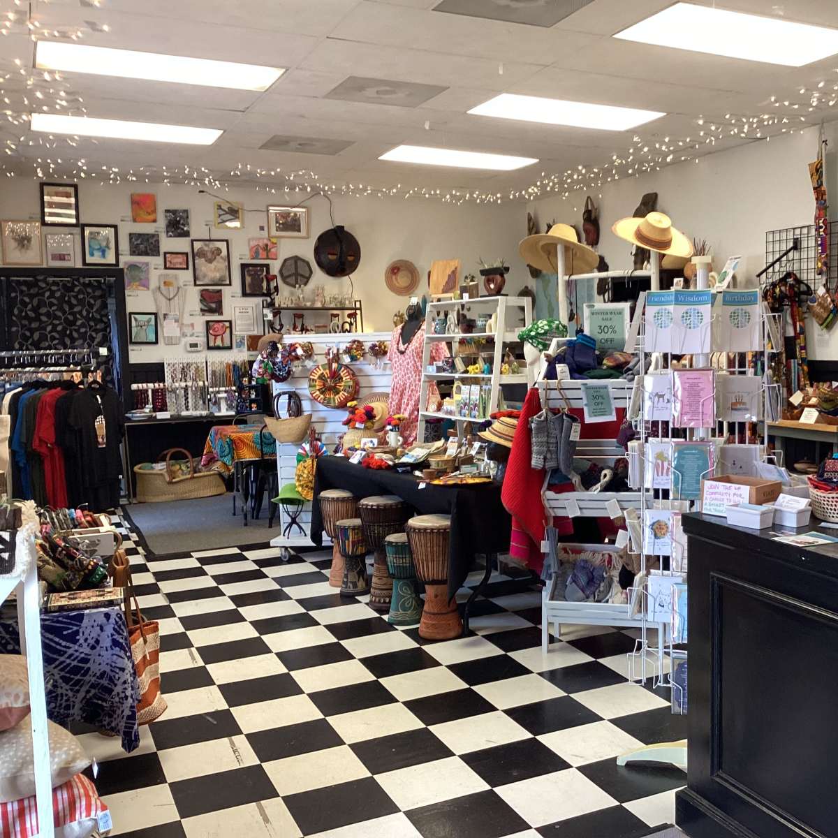 Charming Storefront Venue with Unique Decor, Columbus, OH | Event ...