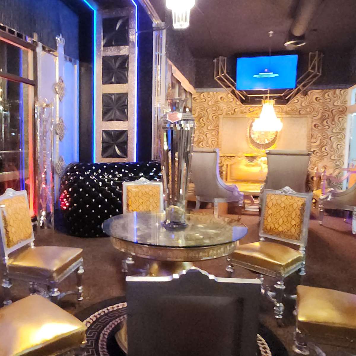 Seattle Sky Palace :Rooftop Venue Where Millionaire Dreams and ...