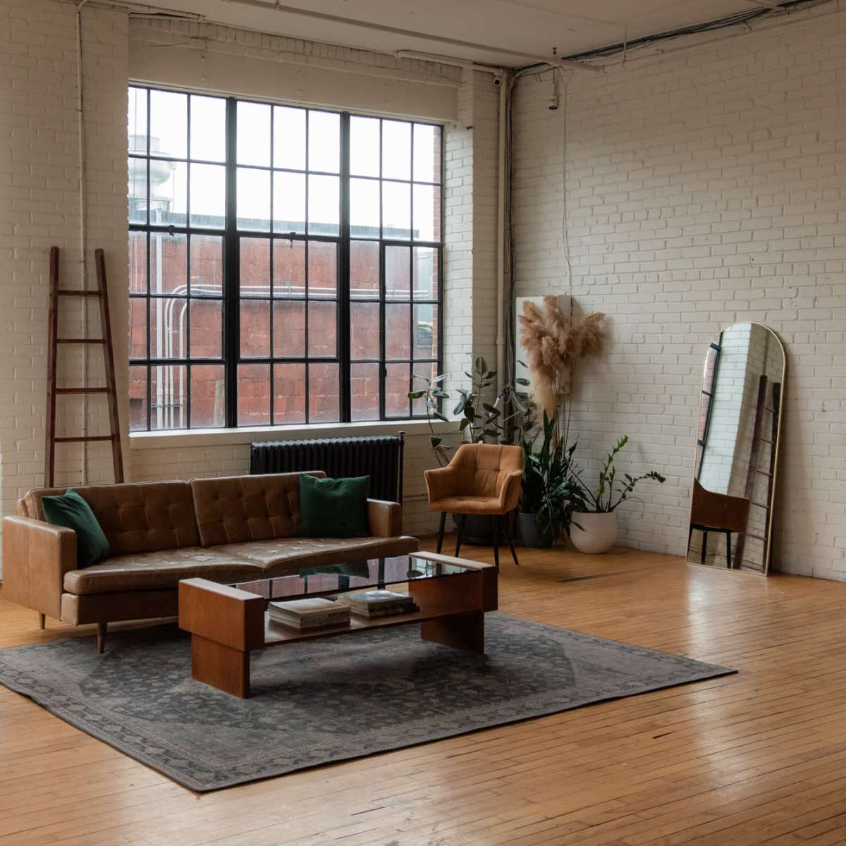 Versatile NYC Style Loft Studio with Natural Light and Full Kitchen in ...