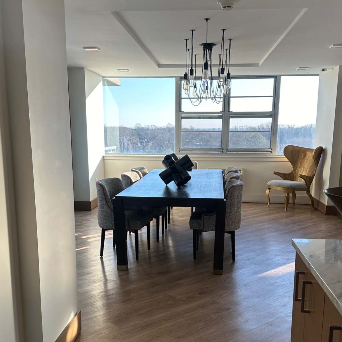 Luxury creative multi-use space with city SKYLINE VIEWS, Philadelphia ...