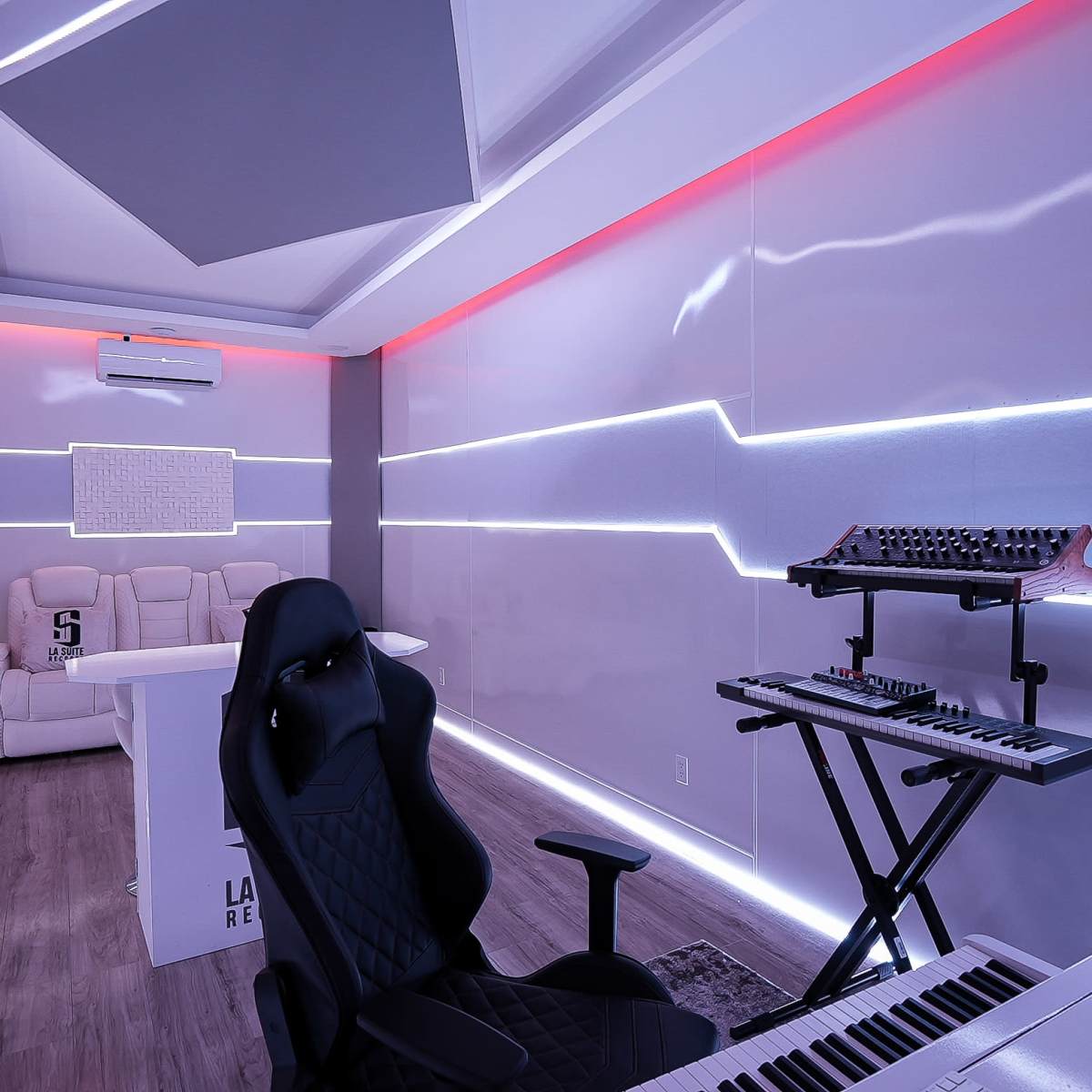 Futuristic studio (Engineer include), Houston, TX | Production | Peerspace