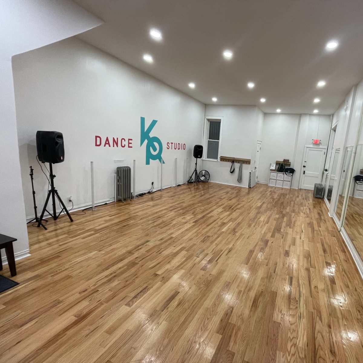 Albany Park/Irving Park Dance Studio, Chicago, IL | Production | Peerspace