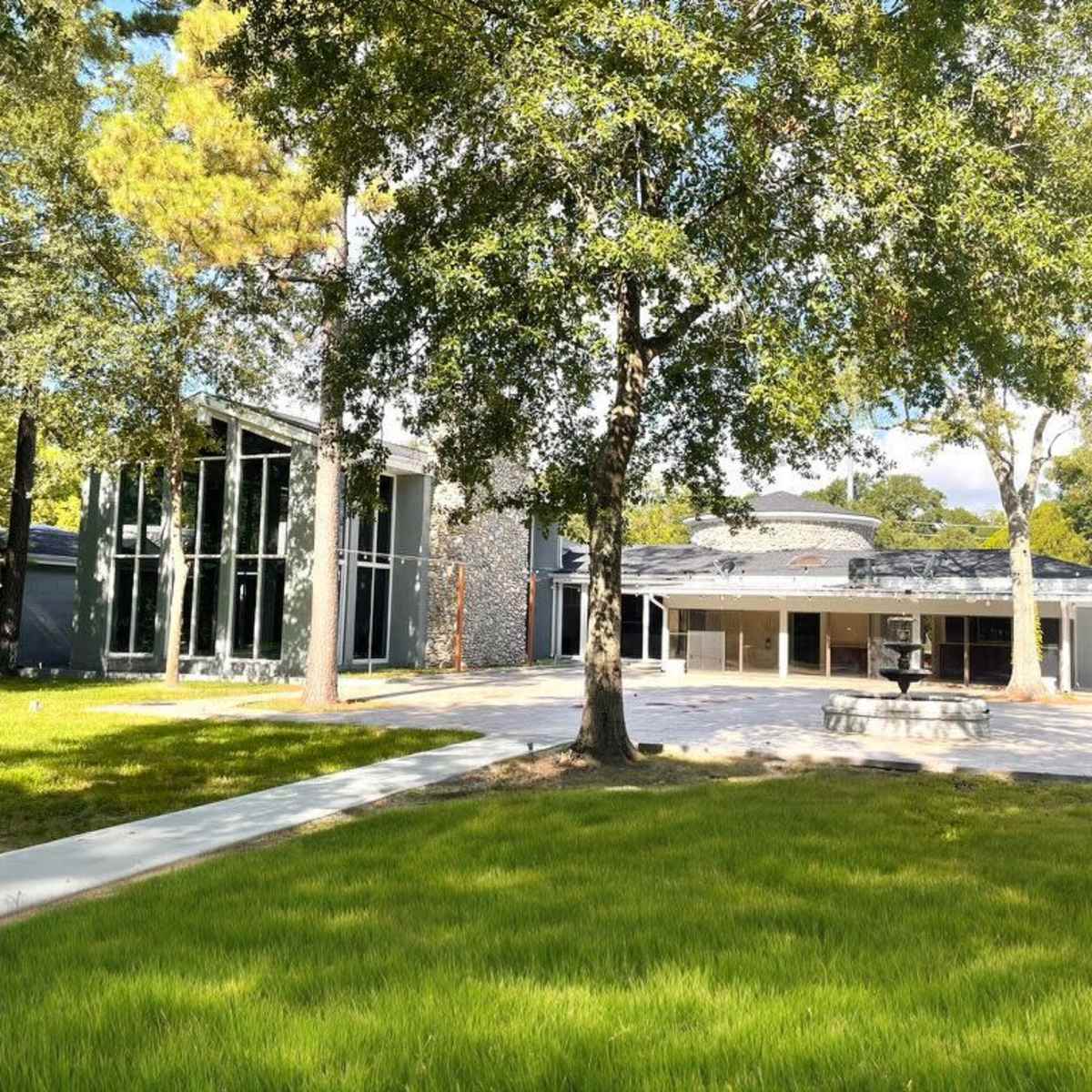 Huge Historic Home Turned Glass Hall Venue, Highlands, TX | Event ...