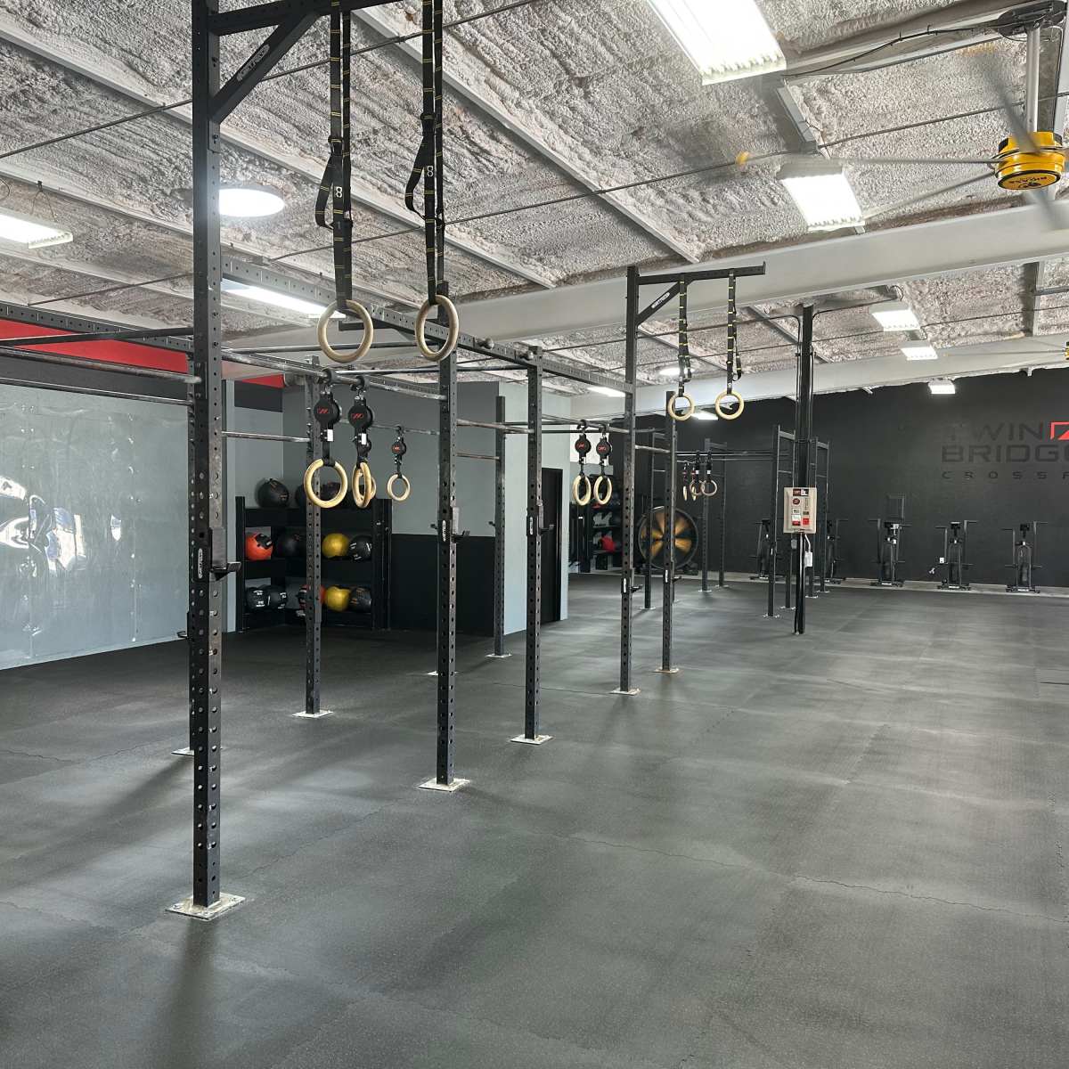 Spacious 4000 sq ft CrossFit Gym with Excellent Lighting & Parking ...
