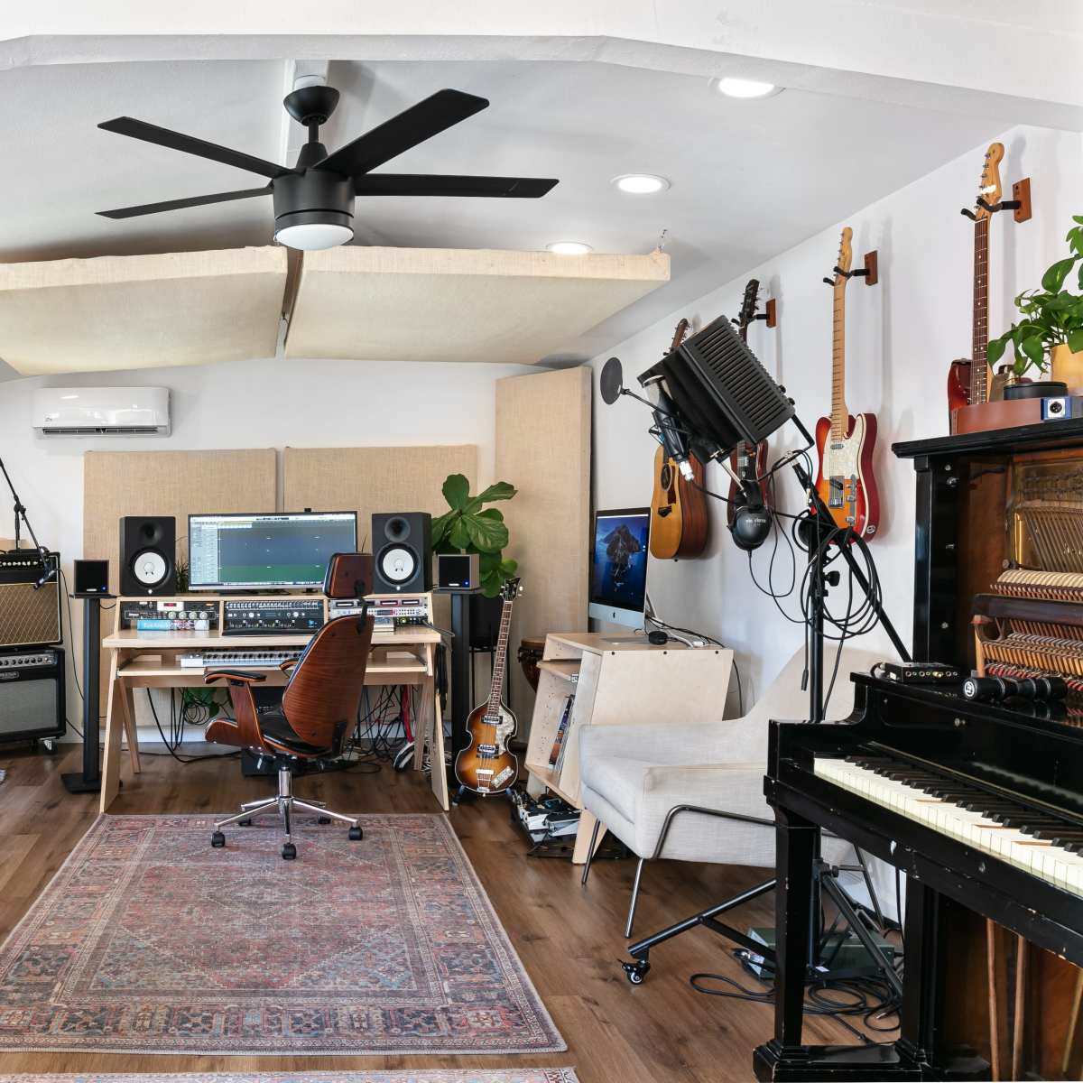 Historic Marilyn Monroe Former Residence w/ Recording Studio, Van Nuys ...