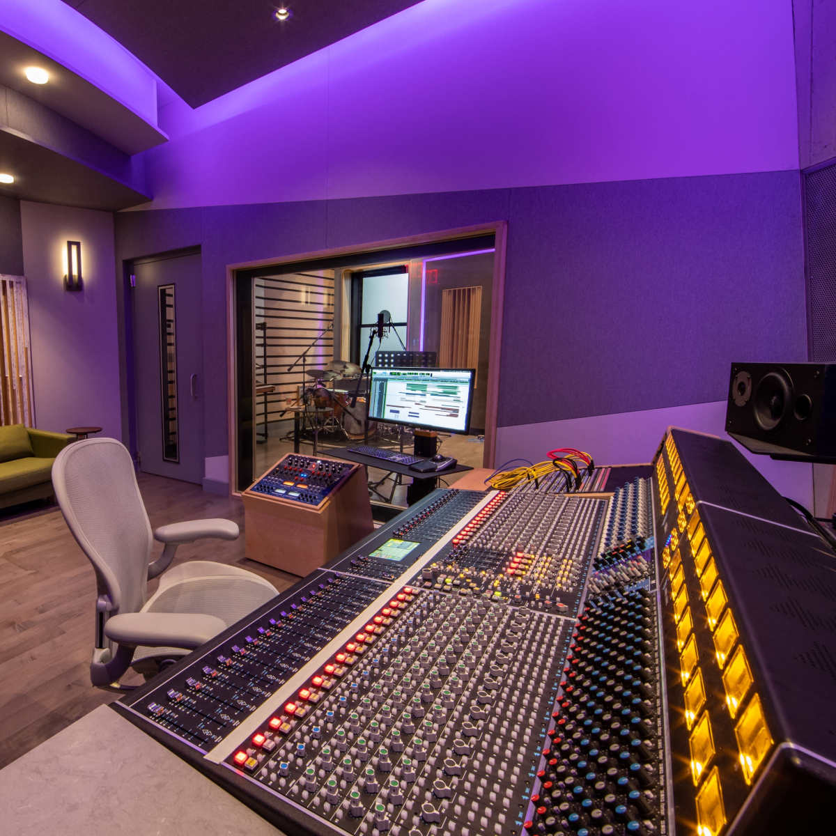 Lower East Side Studio with Beautiful Interior Design, New York, NY ...