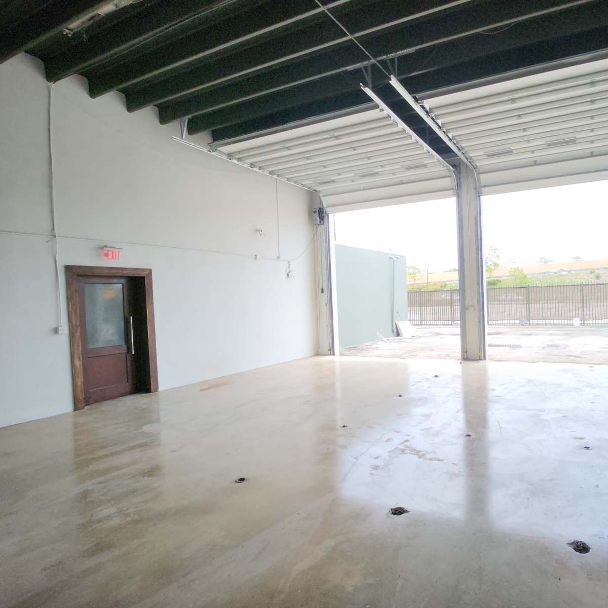 "Non-Stop Creative Warehouse: Miami's 24/7 Industrial Gem by the ...